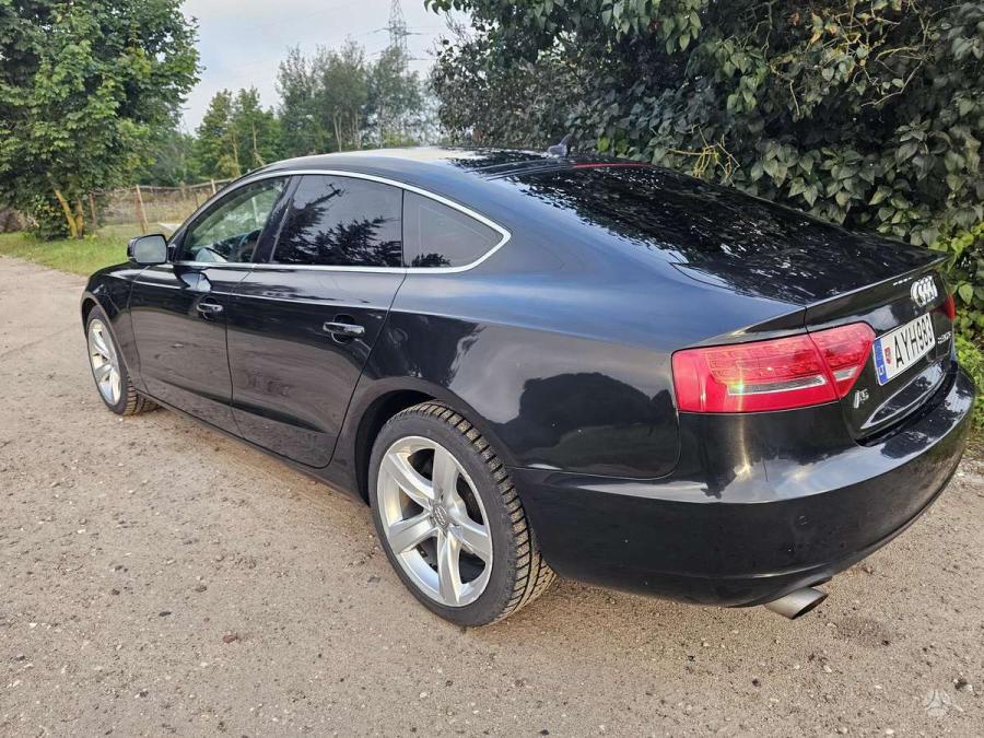 Черный Ауди A5 Sportback 2010 в Каунас, объемом двигателя 2.00 л и пробегом 174 тыс. км за 5450 €, фото 17 на AUTOMOTO.COM.LV
