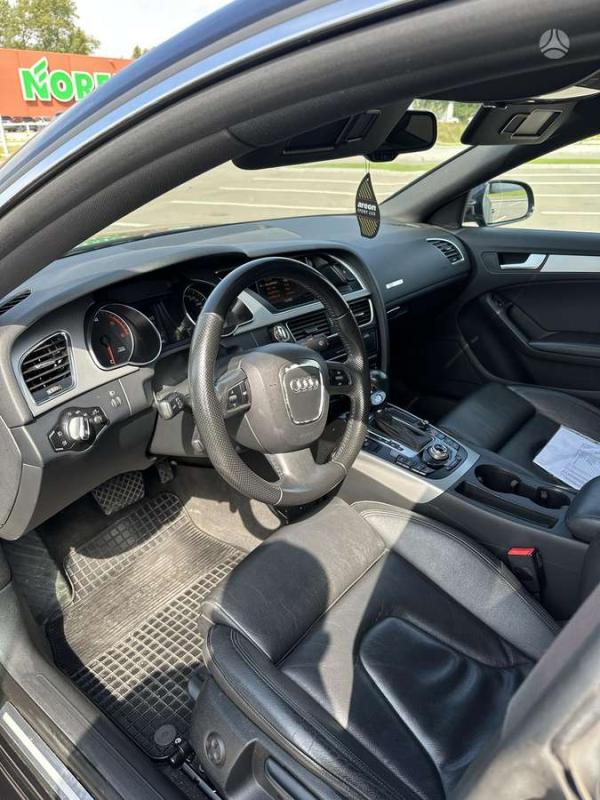 Black Audi A5 Sportback 2010 in Gargzdai, with an engine capacity of 1.97 L and mileage of 287 thousand km for 6800 €, photo 7 on AUTOMOTO.COM.LV