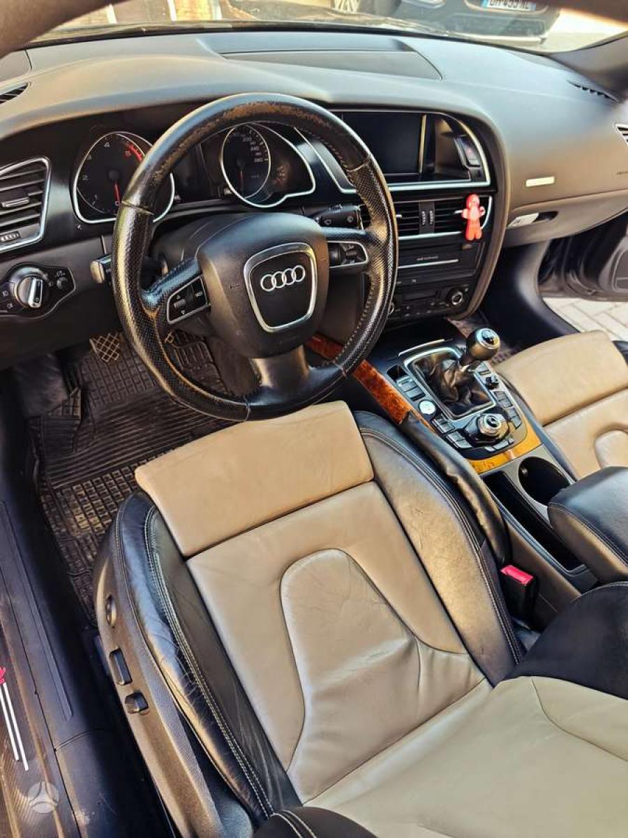 Черный Ауди A5 Sportback 2010 в Таураге, объемом двигателя 1.97 л и пробегом 254 тыс. км за 7950 €, фото 18 на AUTOMOTO.COM.LV