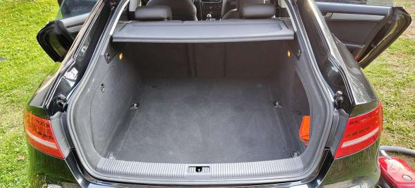 Black Audi A5 Sportback 2010 in Alytus, with an engine capacity of 1.97 L and mileage of 317 thousand km for 5600 €, photo 6 on AUTOMOTO.COM.LV