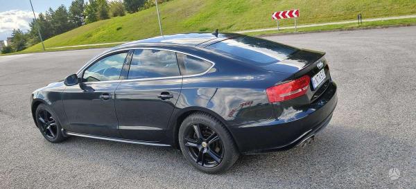 Black Audi A5 Sportback 2010 in Alytus, with an engine capacity of 1.97 L and mileage of 317 thousand km for 5600 €, photo 10 on AUTOMOTO.COM.LV