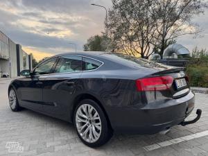 Black Audi A5 Sportback 2010 in Vilnius, with an engine capacity of 2.70 L and mileage of 270 thousand km for 5900 €, photo 9 on AUTOMOTO.COM.LV