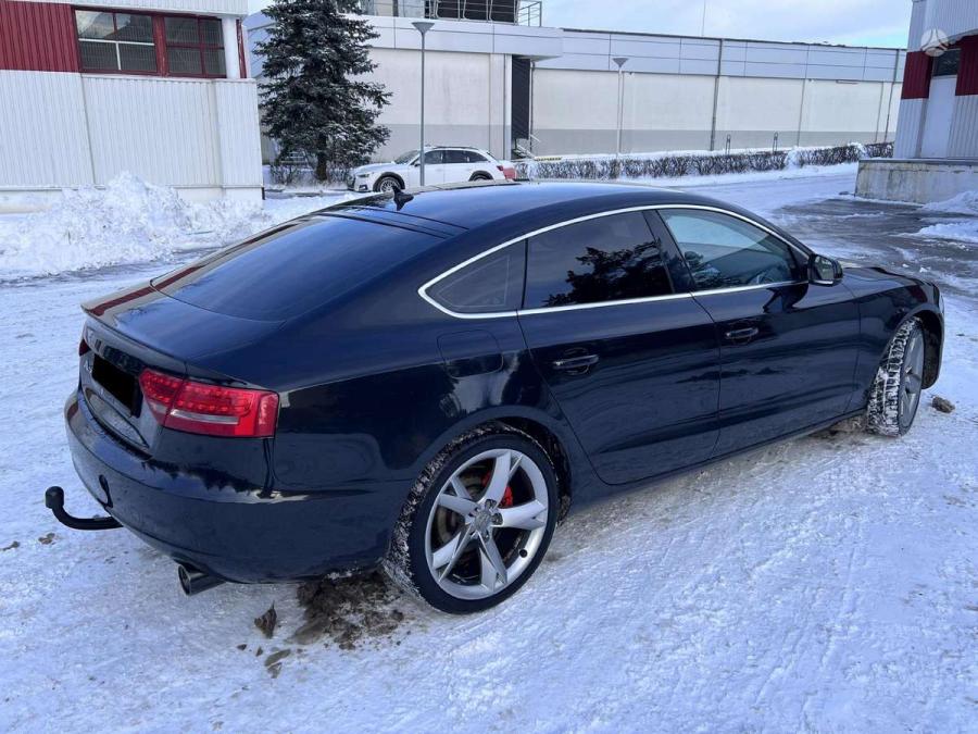Черный Ауди A5 Sportback 2011 в Клайпеда, объемом двигателя 2.70 л и пробегом 320 тыс. км за 6500 €, фото 10 на AUTOMOTO.COM.LV