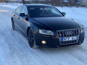 Black Audi A5 Sportback 2011 in Mazeikiai, with an engine capacity of 2.70 L and mileage of 295 thousand km for 6700 €, photo 3 on AUTOMOTO.COM.LV