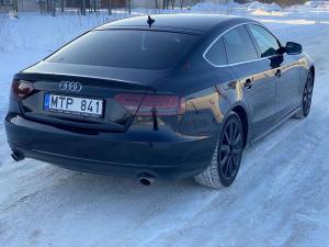 Black Audi A5 Sportback 2011 in Mazeikiai, with an engine capacity of 2.70 L and mileage of 295 thousand km for 6700 €, photo 4 on AUTOMOTO.COM.LV