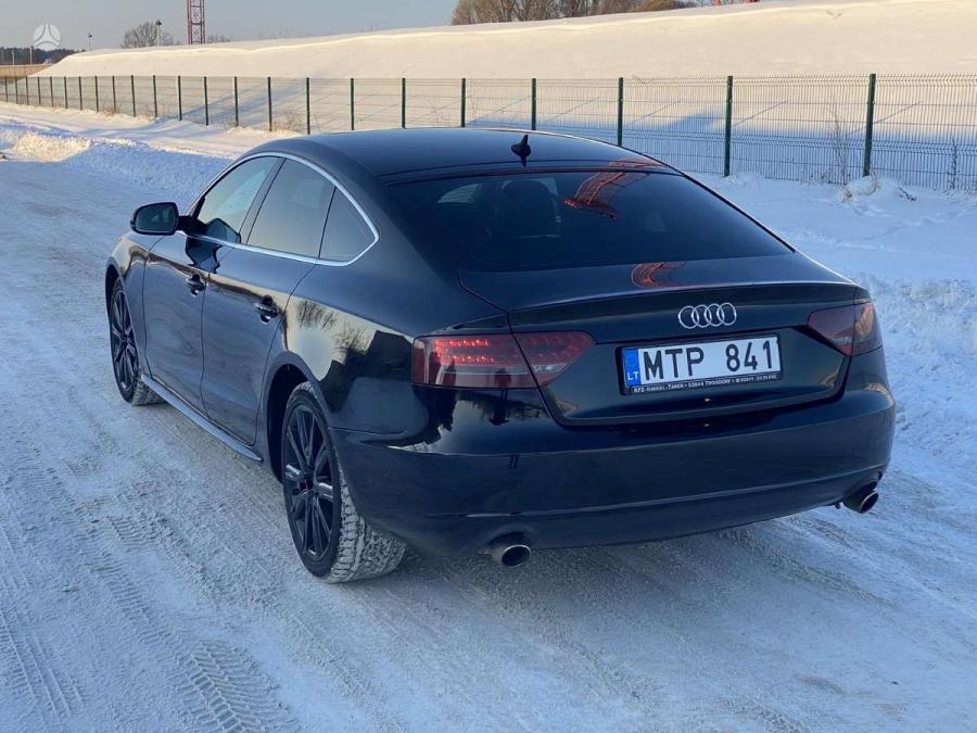 Black Audi A5 Sportback 2011 in Mazeikiai, with an engine capacity of 2.70 L and mileage of 295 thousand km for 6700 €, photo 6 on AUTOMOTO.COM.LV