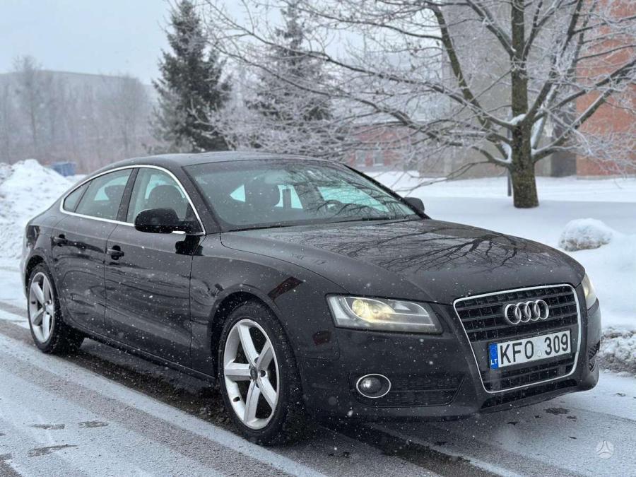 Black Audi A5 Sportback 2011 in Kaunas, with an engine capacity of 2.70 L and mileage of 343 thousand km for 6000 €, photo 2 on AUTOMOTO.COM.LV