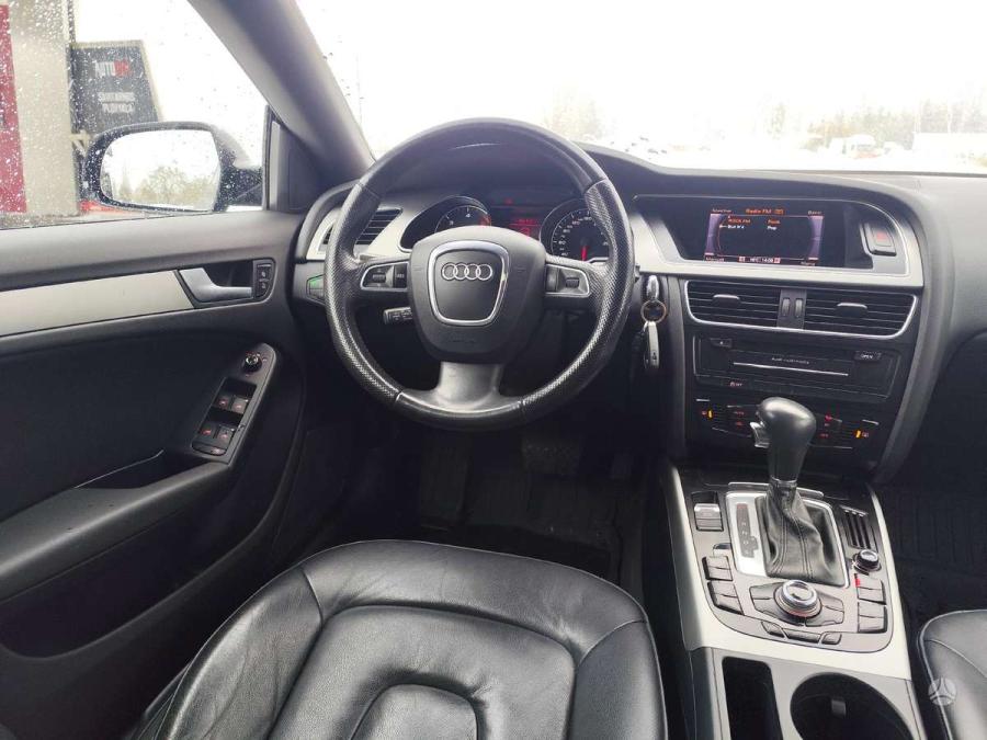 Черный Ауди A5 Sportback 2011 в Паневежис, объемом двигателя 2.97 л и пробегом 260 тыс. км за 7444 €, фото 10 на AUTOMOTO.COM.LV