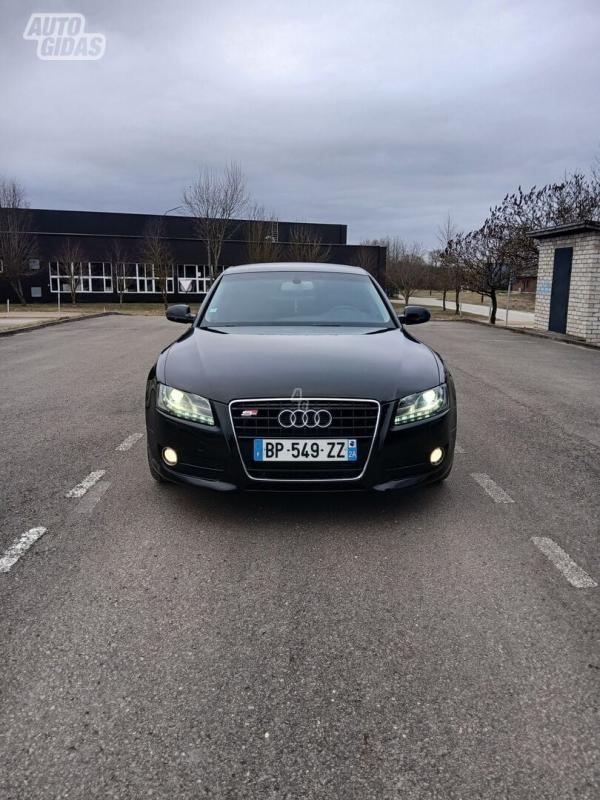 Black Audi A5 Sportback 2011 in Taurage, with an engine capacity of 2.00 L and mileage of 165 thousand km for 7850 €, photo 1 on AUTOMOTO.COM.LV