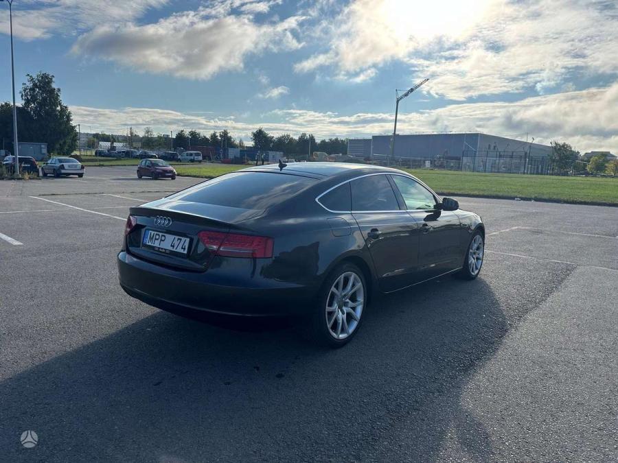 Black Audi A5 Sportback 2011 in Siauliai, with an engine capacity of 1.80 L and mileage of 202 thousand km for 6999 €, photo 6 on AUTOMOTO.COM.LV
