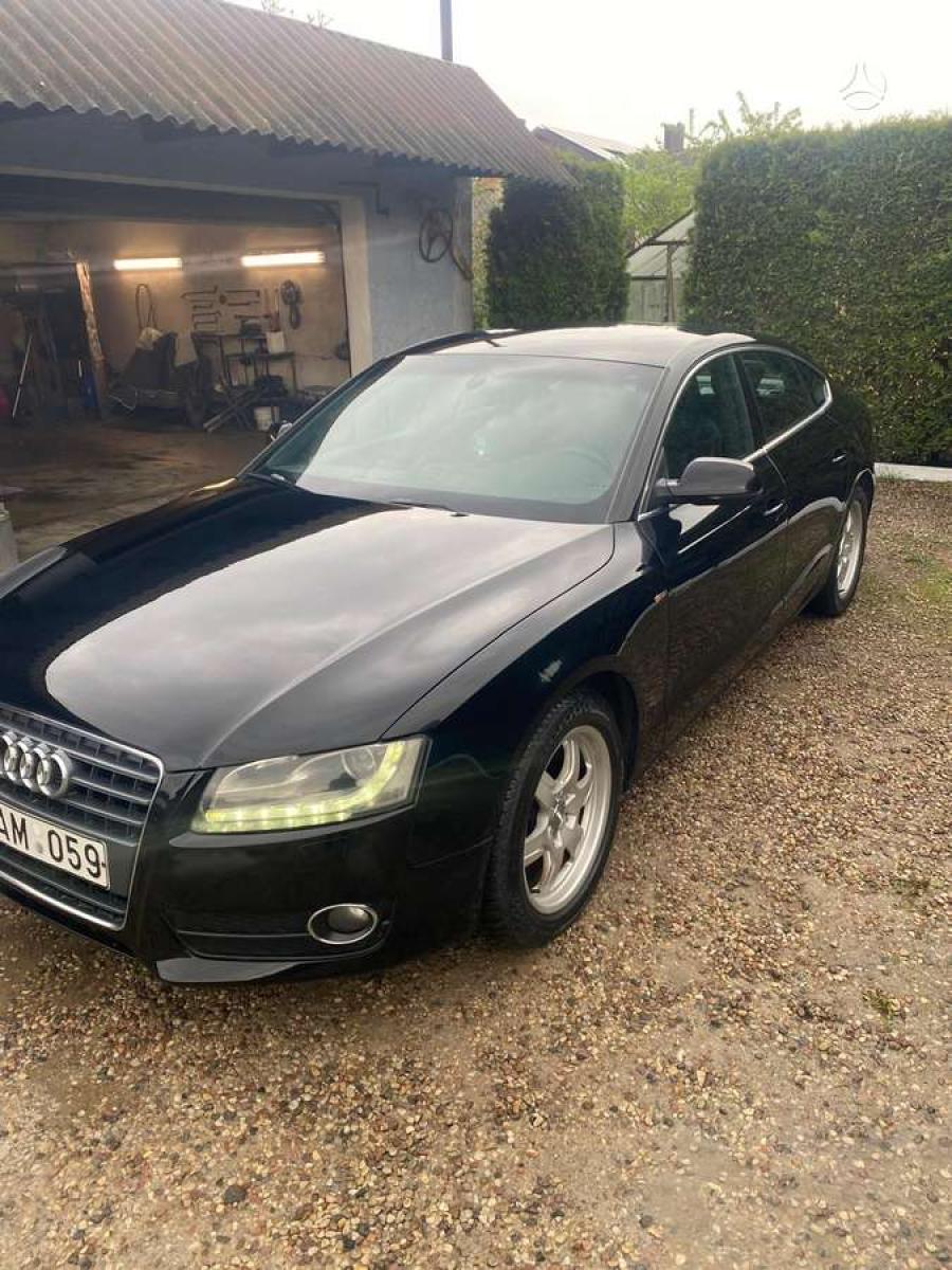 Черный Ауди A5 Sportback 2011 в Вильнюс, объемом двигателя 2.00 л и пробегом 332 тыс. км за 5650 €, фото 7 на AUTOMOTO.COM.LV
