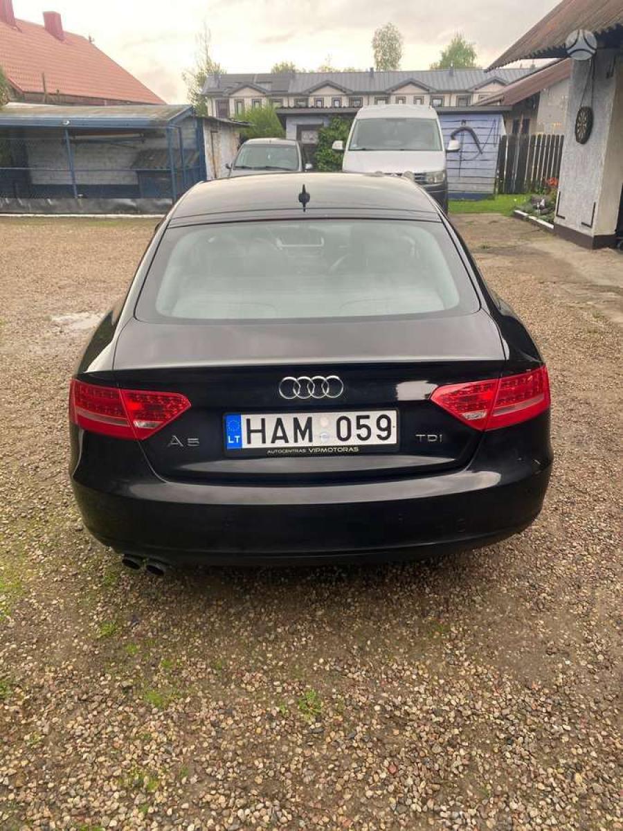 Черный Ауди A5 Sportback 2011 в Вильнюс, объемом двигателя 2.00 л и пробегом 332 тыс. км за 5650 €, фото 8 на AUTOMOTO.COM.LV