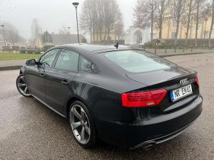 Black Audi A5 Sportback 2012 in Raseiniai, with an engine capacity of 2.97 L and mileage of 269 thousand km for 10950 €, photo 9 on AUTOMOTO.COM.LV
