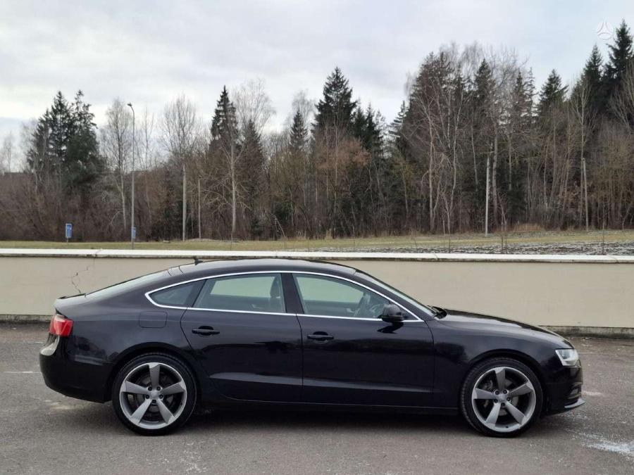 Melns Audi A5 Sportback 2012 Viļņa, ar dzinēja tilpumu 1.97 L un nobraukumu 243 tūkst. km par 8700 €, foto 7 vietnē AUTOMOTO.COM.LV