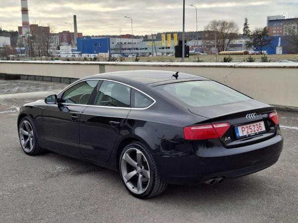 Черный Ауди A5 Sportback 2012 в Вильнюс, объемом двигателя 1.97 л и пробегом 243 тыс. км за 8700 €, фото 9 на AUTOMOTO.COM.LV