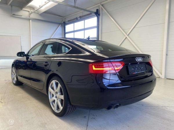 Melns Audi A5 Sportback 2012 Radviliškis, ar dzinēja tilpumu 1.97 L un nobraukumu 354 tūkst. km par 8750 €, foto 4 vietnē AUTOMOTO.COM.LV