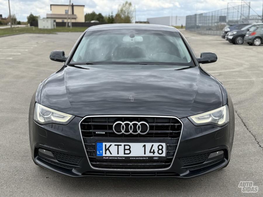 Black Audi A5 Sportback 2012 in Panevezys, with an engine capacity of 3.00 L and mileage of 288 thousand km for 7200 €, photo 3 on AUTOMOTO.COM.LV