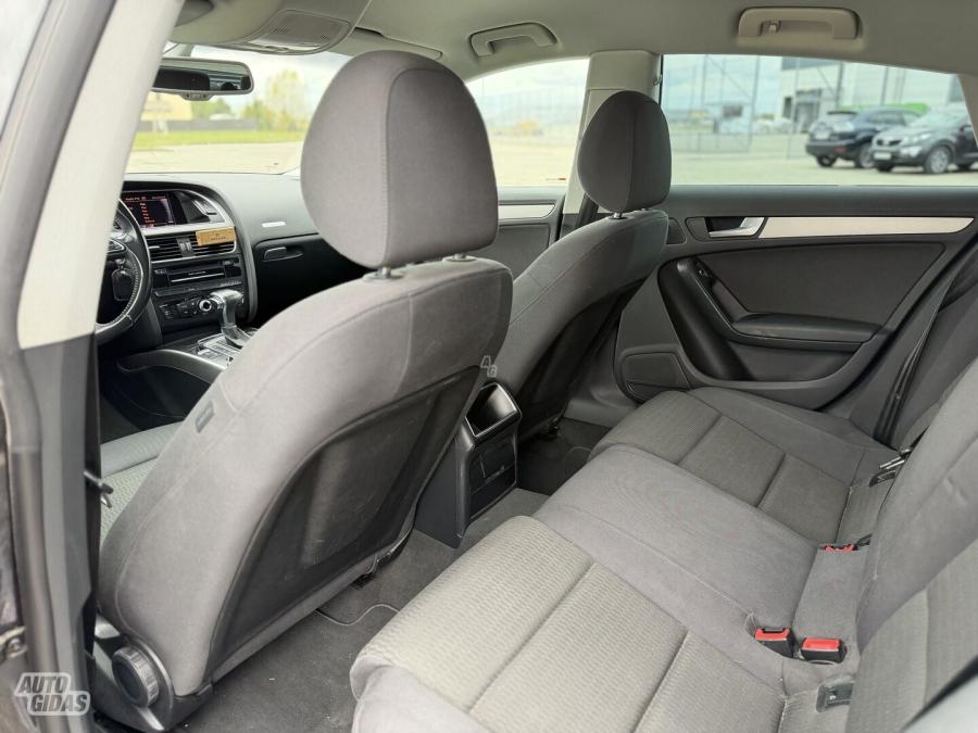 Melns Audi A5 Sportback 2012 Panevēža, ar dzinēja tilpumu 3.00 L un nobraukumu 288 tūkst. km par 6700 €, foto 15 vietnē AUTOMOTO.COM.LV
