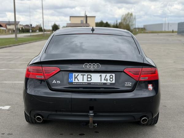 Melns Audi A5 Sportback 2012 Panevēža, ar dzinēja tilpumu 3.00 L un nobraukumu 289 tūkst. km par 6500 €, foto 9 vietnē AUTOMOTO.COM.LV