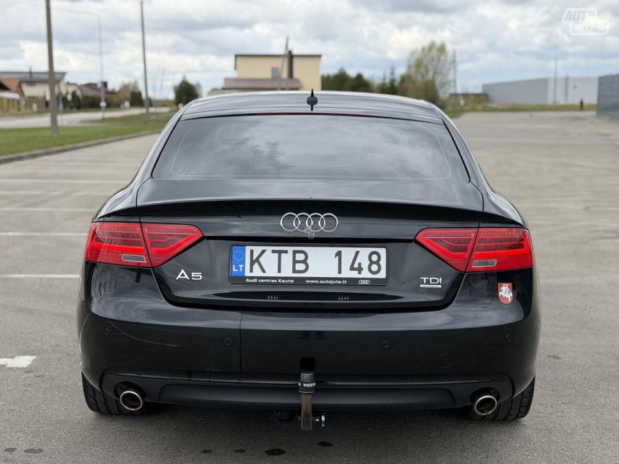 Черный Ауди A5 Sportback 2012 в Паневежис, объемом двигателя 3.00 л и пробегом 289 тыс. км за 6500 €, фото 10 на AUTOMOTO.COM.LV