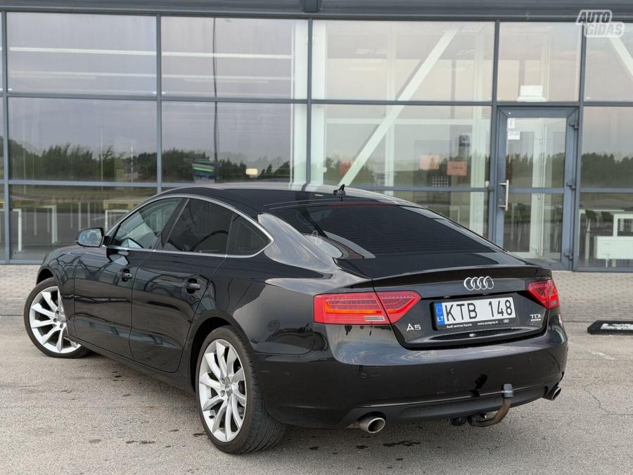 Черный Ауди A5 Sportback 2012 в Паневежис, объемом двигателя 3.00 л и пробегом 288 тыс. км за 6500 €, фото 7 на AUTOMOTO.COM.LV