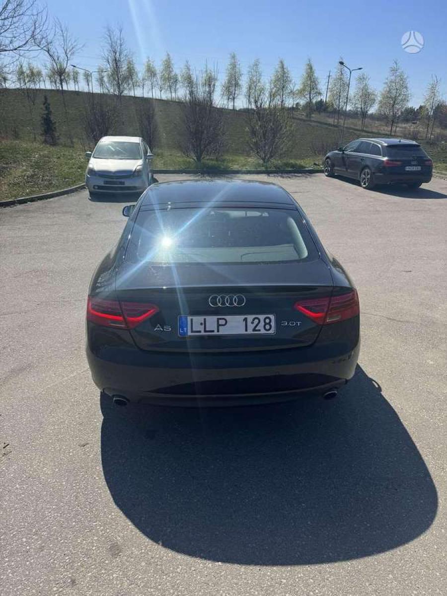 Melns Audi A5 Sportback 2012 Viļņa, ar dzinēja tilpumu 1.80 L un nobraukumu 180 tūkst. km par 9900 €, foto 6 vietnē AUTOMOTO.COM.LV