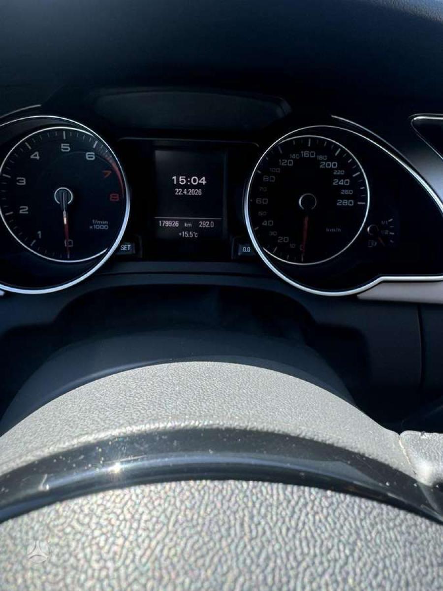 Melns Audi A5 Sportback 2012 Viļņa, ar dzinēja tilpumu 1.80 L un nobraukumu 180 tūkst. km par 9900 €, foto 14 vietnē AUTOMOTO.COM.LV