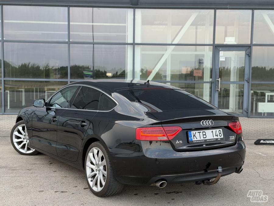Melns Audi A5 Sportback 2012 Panevēža, ar dzinēja tilpumu 3.00 L un nobraukumu 289 tūkst. km par 6400 €, foto 8 vietnē AUTOMOTO.COM.LV