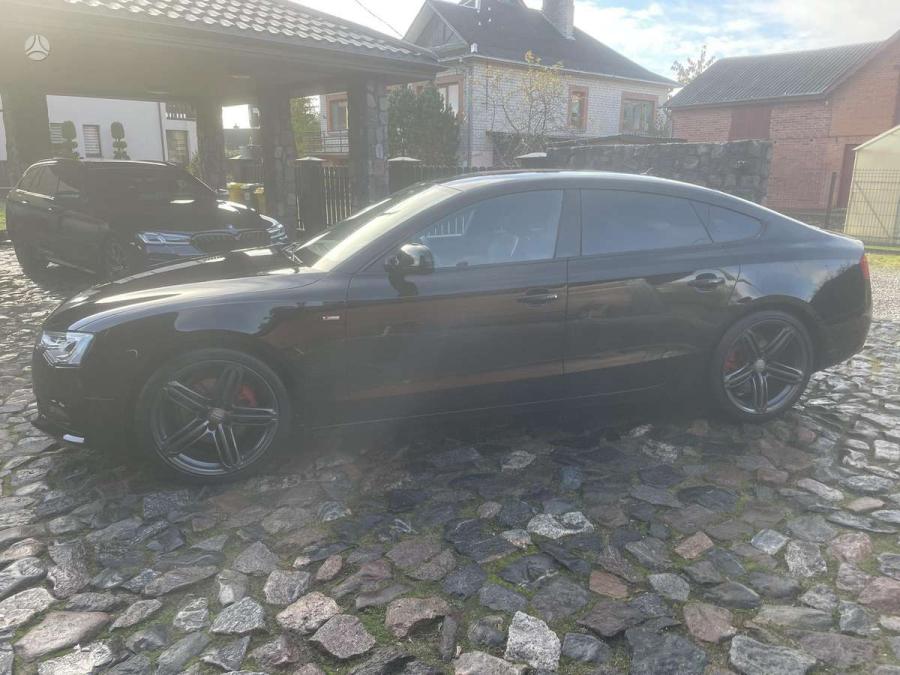 Black Audi A5 Sportback 2012 in Kursenai, with an engine capacity of 1.97 L and mileage of 260 thousand km for 9900 €, photo 3 on AUTOMOTO.COM.LV