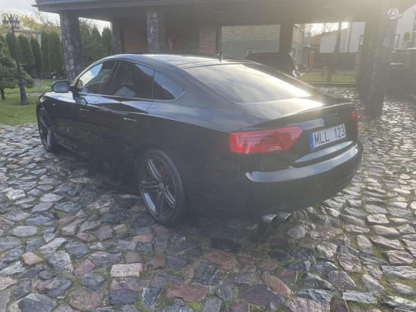 Черный Ауди A5 Sportback 2012 в Куршенай, объемом двигателя 1.97 л и пробегом 260 тыс. км за 9900 €, фото 3 на AUTOMOTO.COM.LV