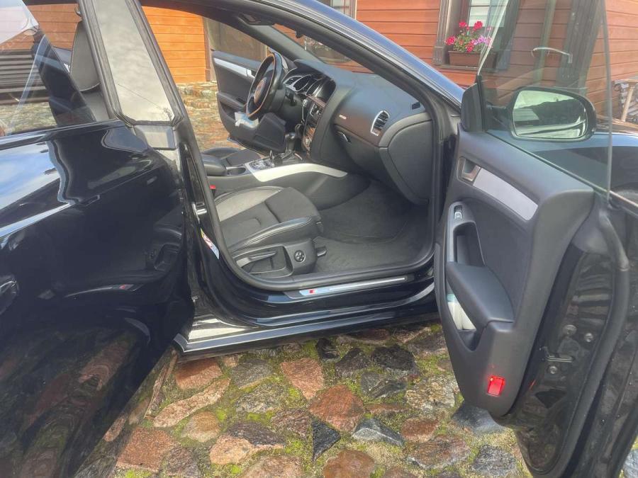 Black Audi A5 Sportback 2012 in Kursenai, with an engine capacity of 1.97 L and mileage of 260 thousand km for 9900 €, photo 13 on AUTOMOTO.COM.LV