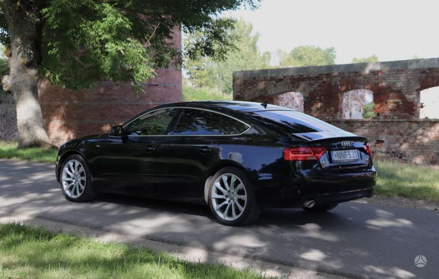 Melns Audi A5 Sportback 2013 Šauļi, ar dzinēja tilpumu 2.97 L un nobraukumu 340 tūkst. km par 10500 €, foto 9 vietnē AUTOMOTO.COM.LV