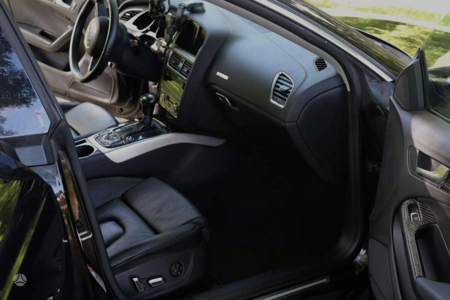Melns Audi A5 Sportback 2013 Šauļi, ar dzinēja tilpumu 2.97 L un nobraukumu 340 tūkst. km par 10500 €, foto 22 vietnē AUTOMOTO.COM.LV
