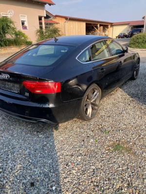 Melns Audi A5 Sportback 2013 Rokiškis, ar dzinēja tilpumu 3.00 L un nobraukumu 278 tūkst. km par 6700 €, foto 5 vietnē AUTOMOTO.COM.LV