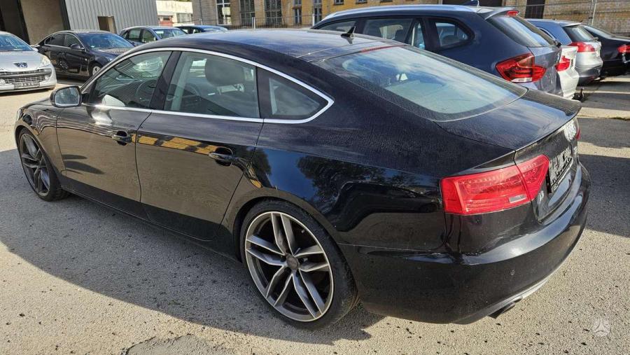 Melns Audi A5 Sportback 2013 Rokiškis, ar dzinēja tilpumu 3.00 L un nobraukumu 278 tūkst. km par 6700 €, foto 11 vietnē AUTOMOTO.COM.LV