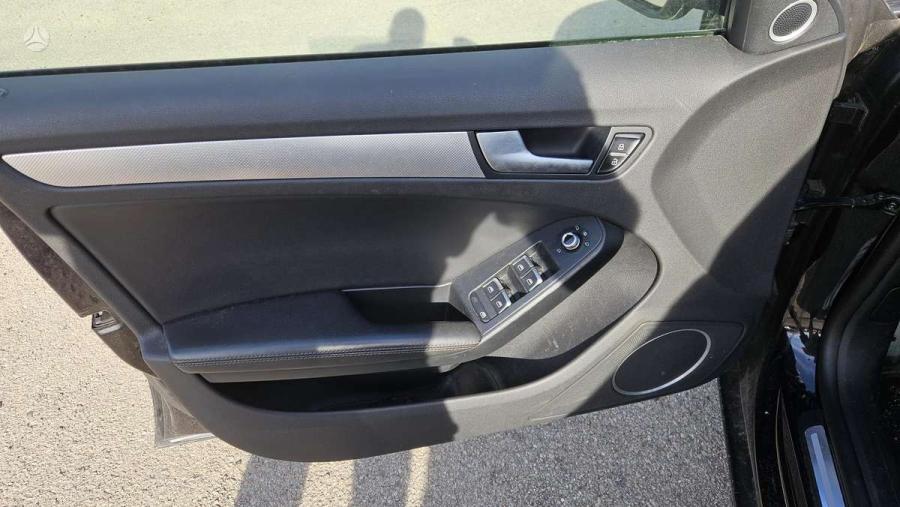 Melns Audi A5 Sportback 2013 Rokiškis, ar dzinēja tilpumu 3.00 L un nobraukumu 278 tūkst. km par 6700 €, foto 13 vietnē AUTOMOTO.COM.LV
