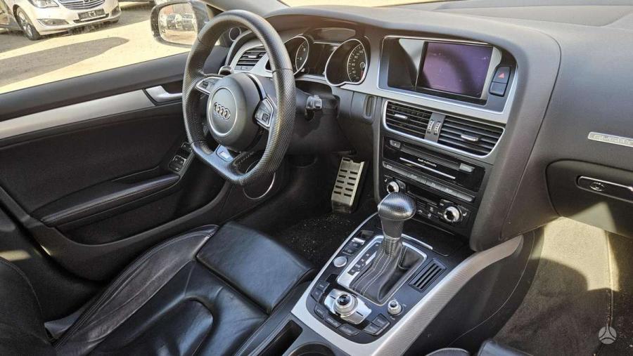 Melns Audi A5 Sportback 2013 Rokiškis, ar dzinēja tilpumu 3.00 L un nobraukumu 278 tūkst. km par 6700 €, foto 22 vietnē AUTOMOTO.COM.LV