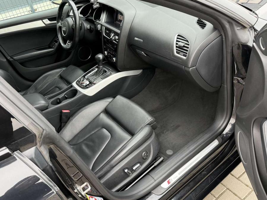 Black Audi A5 Sportback 2014 in Kaunas, with an engine capacity of 1.97 L and mileage of 189 thousand km for 11500 €, photo 16 on AUTOMOTO.COM.LV