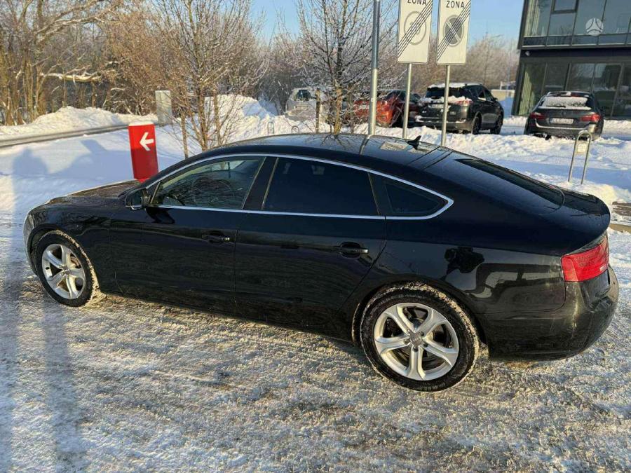 Черный Ауди A5 Sportback 2014 в Паневежис, объемом двигателя 1.97 л и пробегом 300 тыс. км за 9250 €, фото 3 на AUTOMOTO.COM.LV