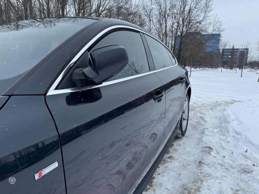 Black Audi A5 Sportback 2014 in Kaunas, with an engine capacity of 2.00 L and mileage of 268 thousand km for 9199 €, photo 3 on AUTOMOTO.COM.LV