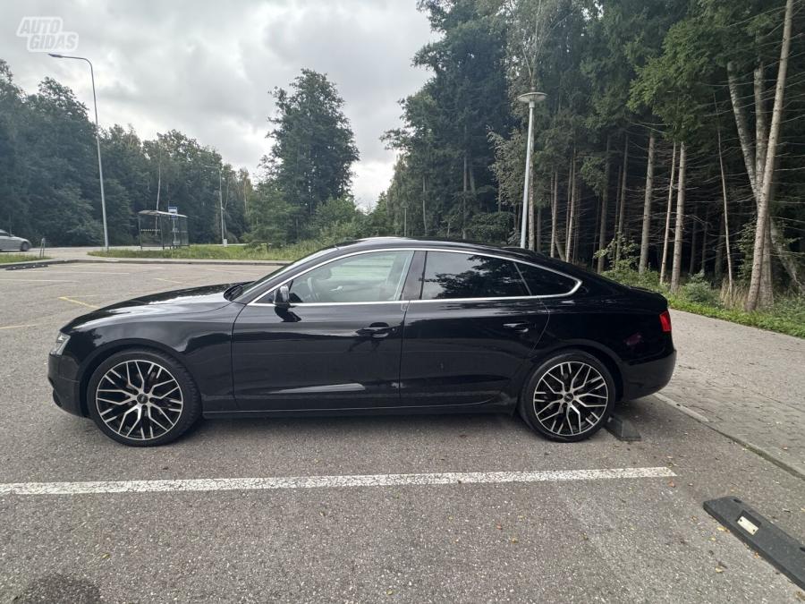 Melns Audi A5 Sportback 2014 Klaipėda, ar dzinēja tilpumu 2.00 L un nobraukumu 290 tūkst. km par 11700 €, foto 4 vietnē AUTOMOTO.COM.LV