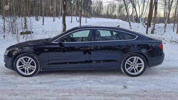 Black Audi A5 Sportback 2016 in Vilnius, with an engine capacity of 2.97 L and mileage of 234 thousand km for 13900 €, photo 7 on AUTOMOTO.COM.LV