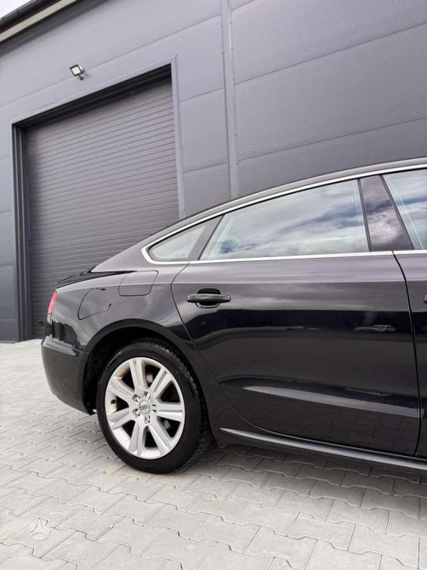Black Audi A5 Sportback 2016 in Klaipeda, with an engine capacity of 1.80 L and mileage of 255 thousand km for 10500 €, photo 6 on AUTOMOTO.COM.LV