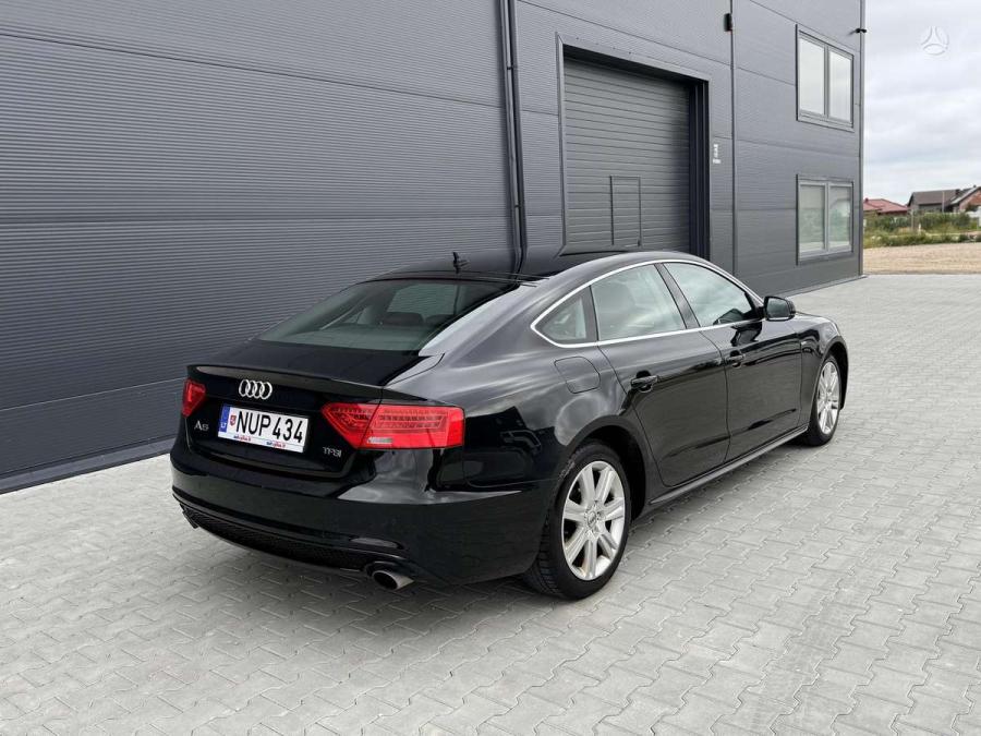 Black Audi A5 Sportback 2016 in Klaipeda, with an engine capacity of 1.80 L and mileage of 255 thousand km for 10500 €, photo 8 on AUTOMOTO.COM.LV