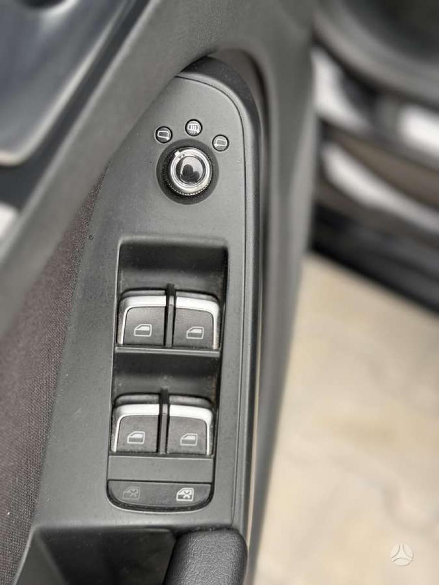 Black Audi A5 Sportback 2016 in Klaipeda, with an engine capacity of 1.80 L and mileage of 255 thousand km for 10500 €, photo 26 on AUTOMOTO.COM.LV