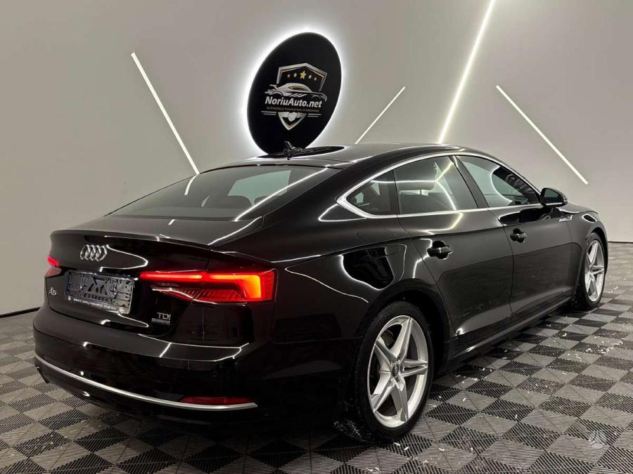 Melns Audi A5 Sportback 2017 Marijampole, ar dzinēja tilpumu 1.97 L un nobraukumu 198 tūkst. km par 18999 €, foto 33 vietnē AUTOMOTO.COM.LV