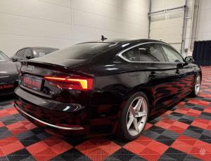 Black Audi A5 Sportback 2017 in Vilnius, with an engine capacity of 1.97 L and mileage of 248 thousand km for 15000 €, photo 5 on AUTOMOTO.COM.LV