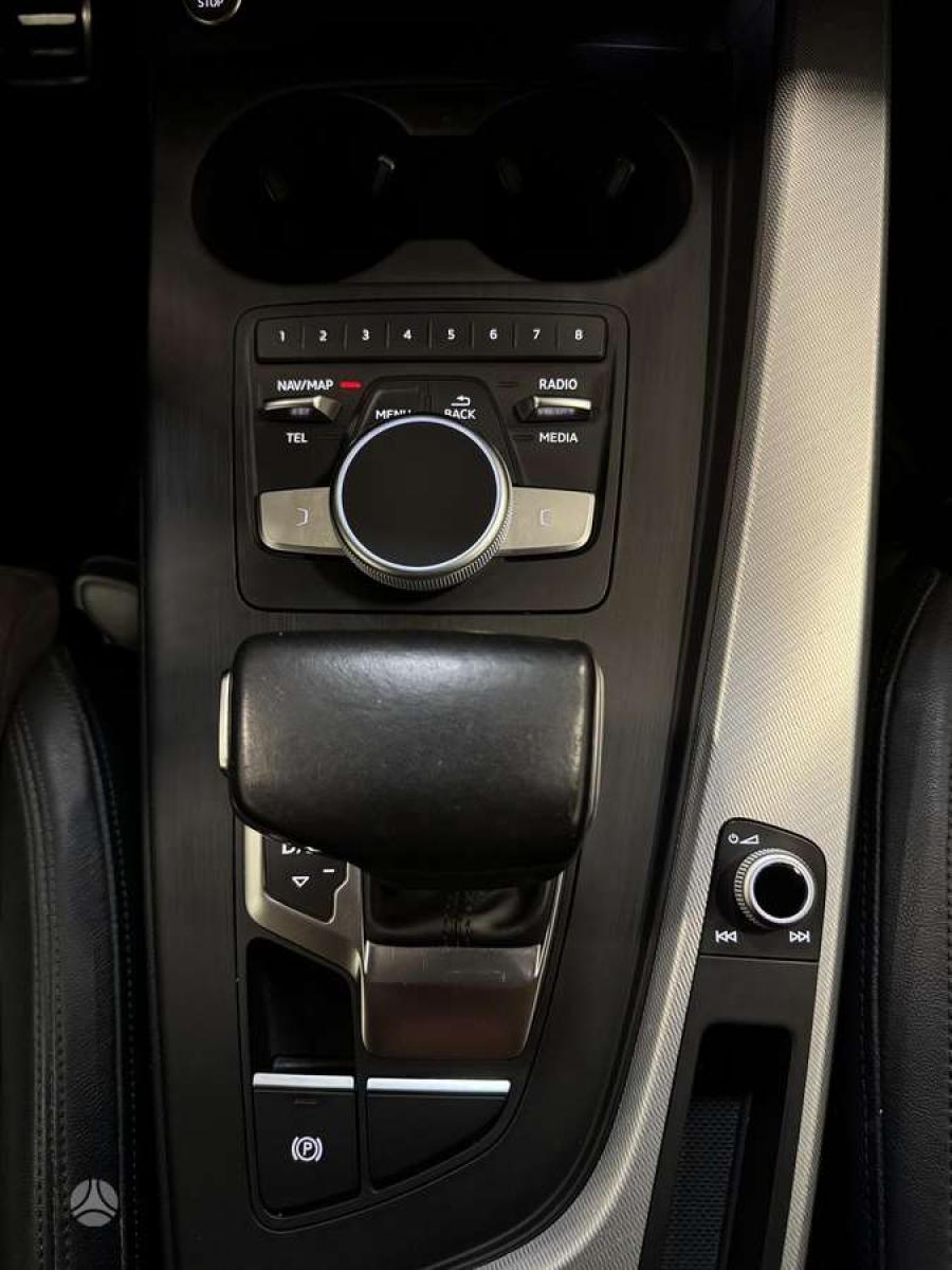 Black Audi A5 Sportback 2017 in Vilnius, with an engine capacity of 1.97 L and mileage of 248 thousand km for 15000 €, photo 25 on AUTOMOTO.COM.LV