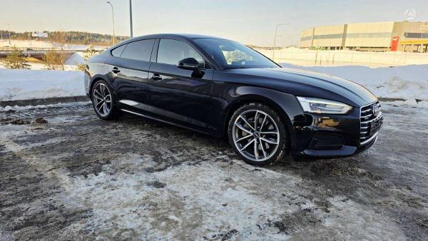 Melns Audi A5 Sportback 2018 Viļņa, ar dzinēja tilpumu 1.98 L un nobraukumu 150 tūkst. km par 17800 €, foto 3 vietnē AUTOMOTO.COM.LV
