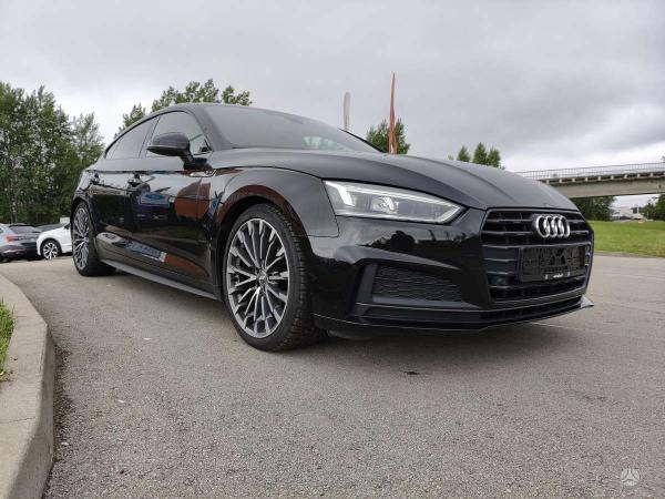Black Audi A5 Sportback 2018 in Kaunas, with an engine capacity of 1.97 L and mileage of 265 thousand km for 16999 €, photo 3 on AUTOMOTO.COM.LV